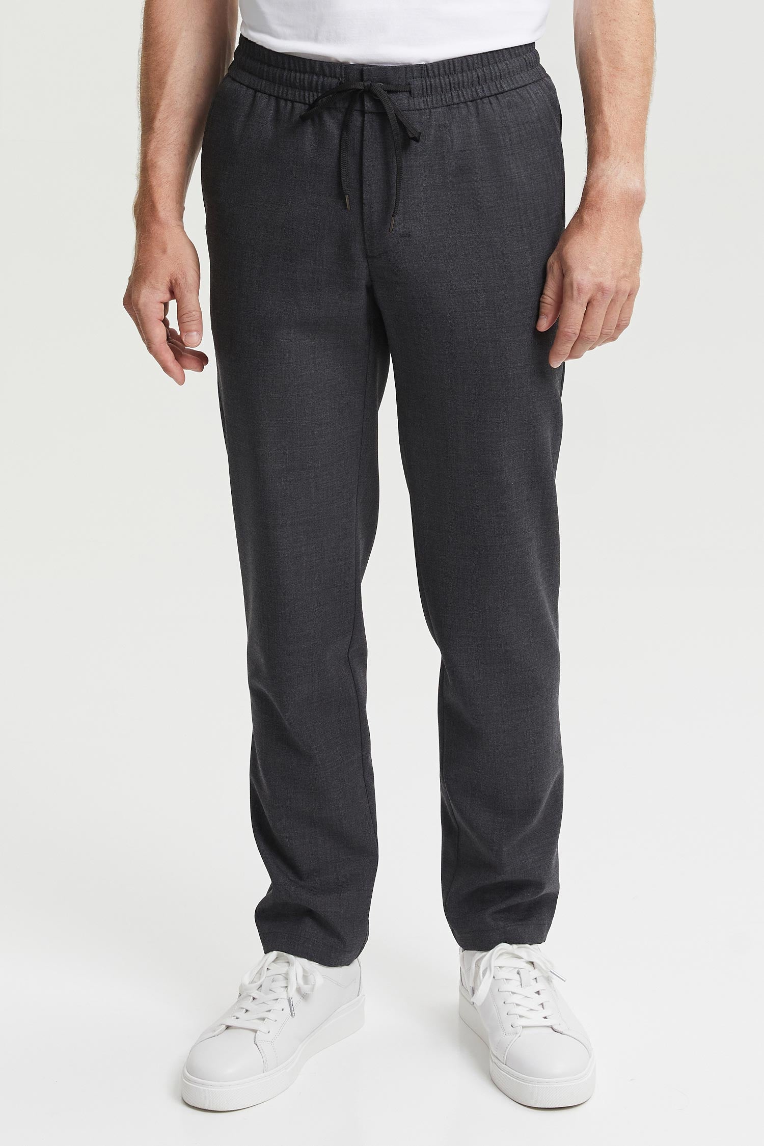 SAMPO – grey trousers made from machine washable and traceable wool