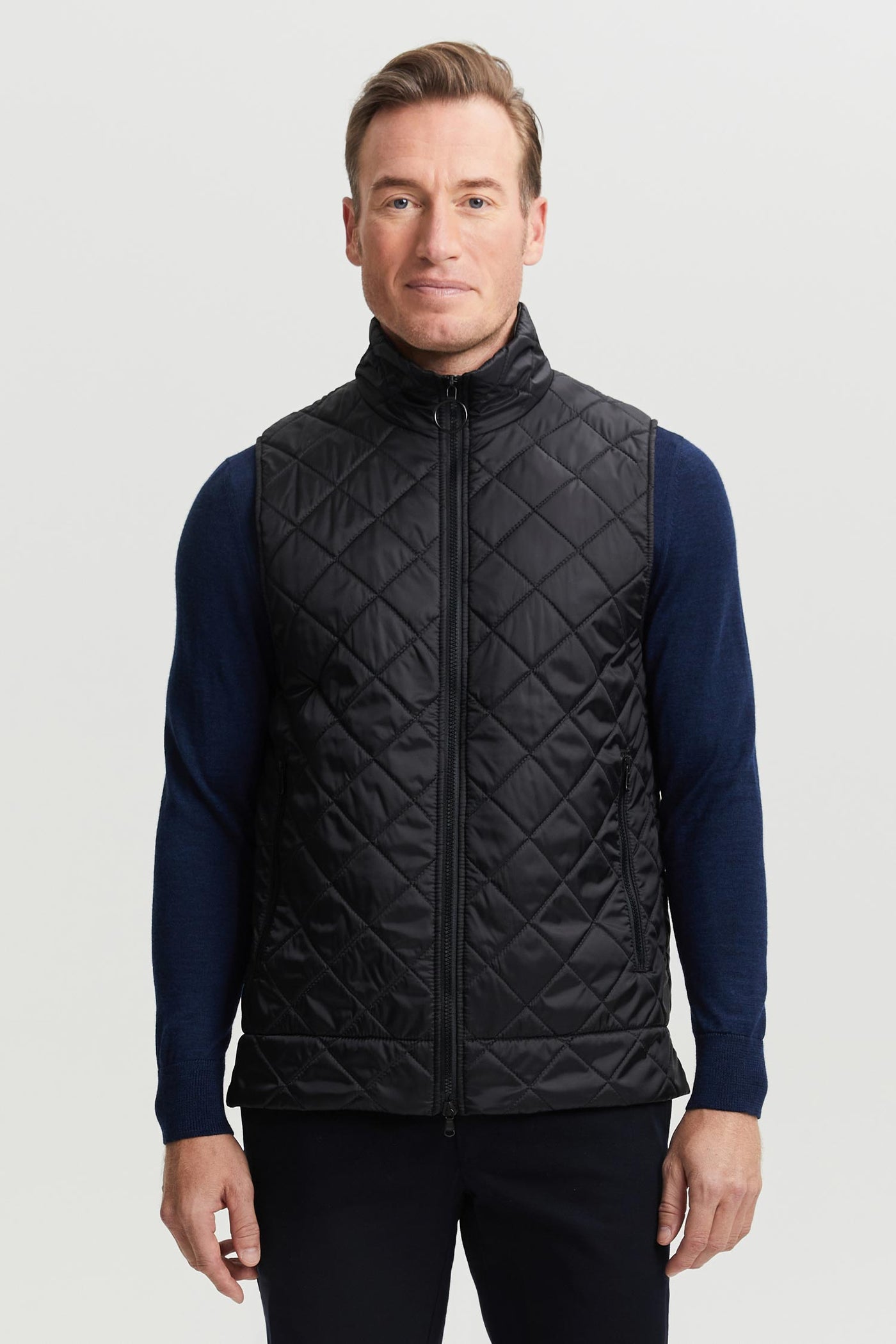 Veikko - black water and wind repellent quilted ripstop vest